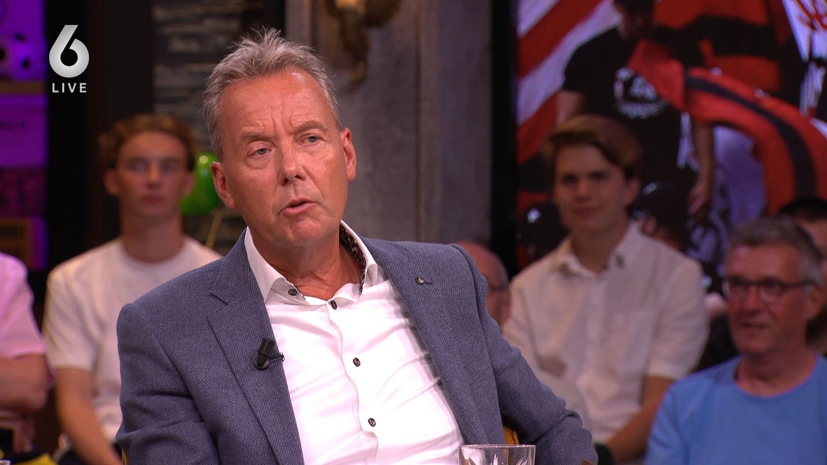 Valentijn Driessen haalt uit in Vandaag Inside: 'Jij loopt altijd mee met die voetballers ...